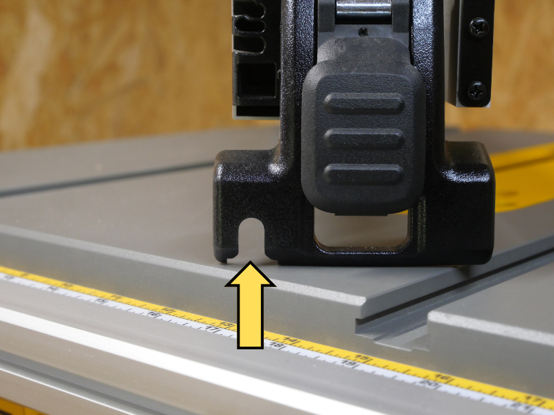 デウォルトテーブルソー「DWE7485」の構造と基本の使い方、各部調整方法について解説します。 | 作っちゃう？